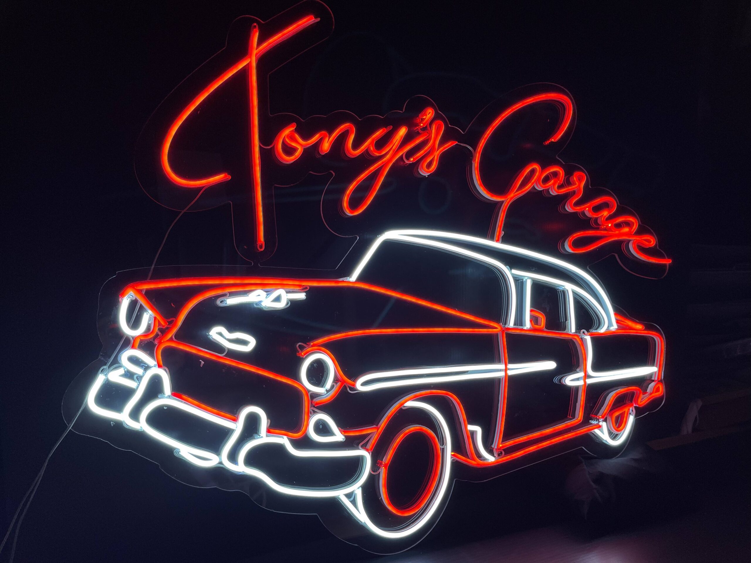 Custom Made Neon Signs – Signs Depot
